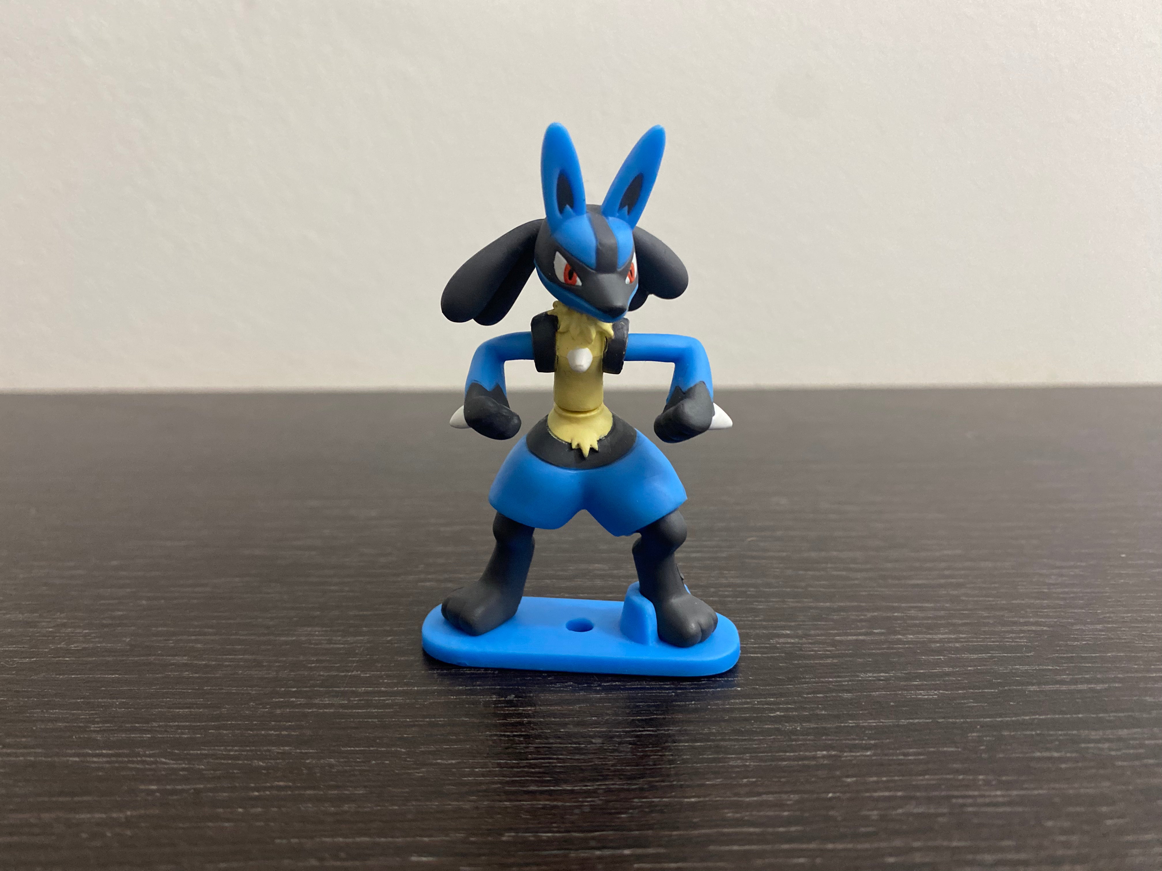 LUCARIO HYPER SIZE - FIGURE TOMY – Academynerd