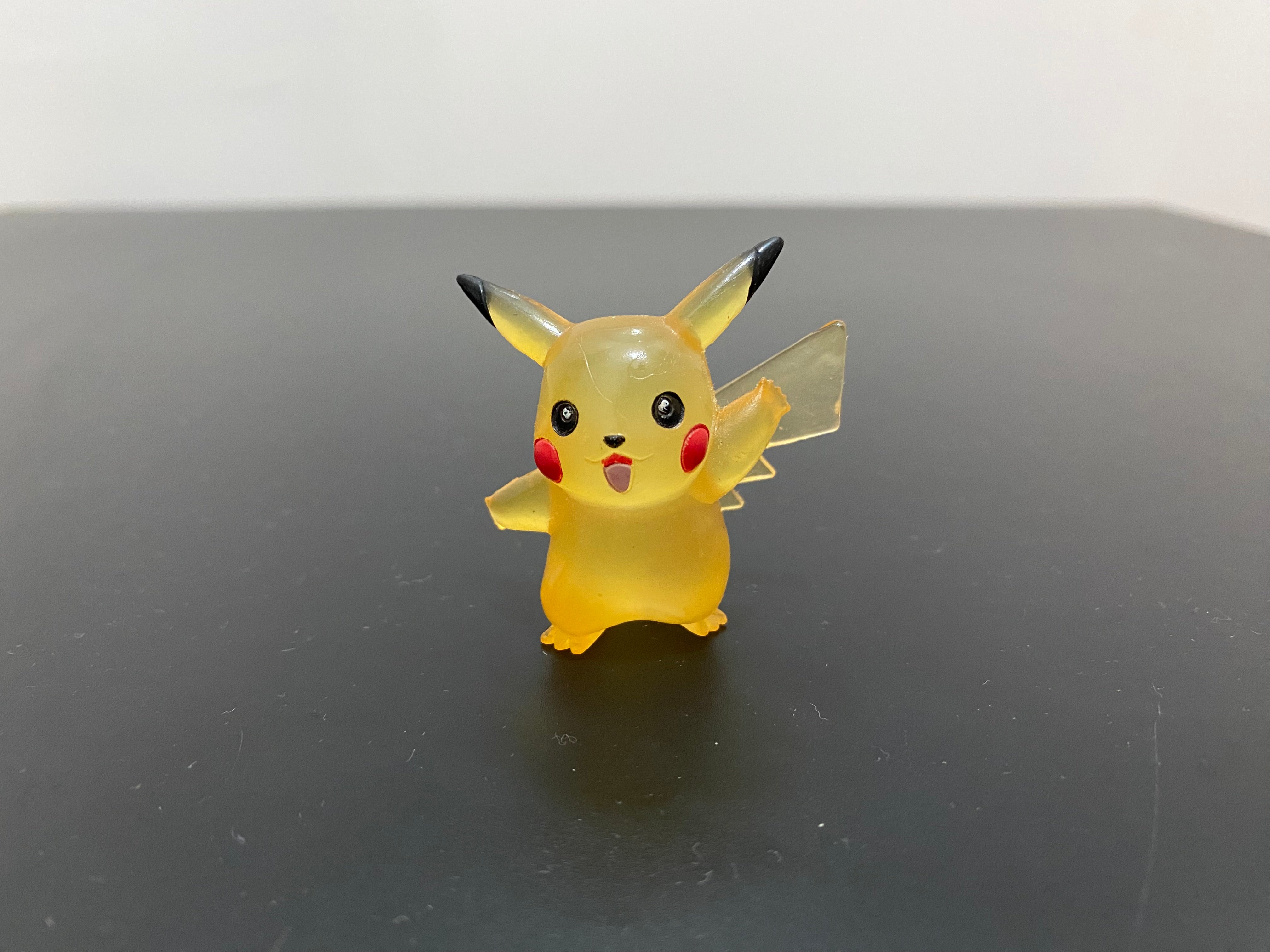 PIKACHU CLEAR - FIGURE TOMY – Academynerd