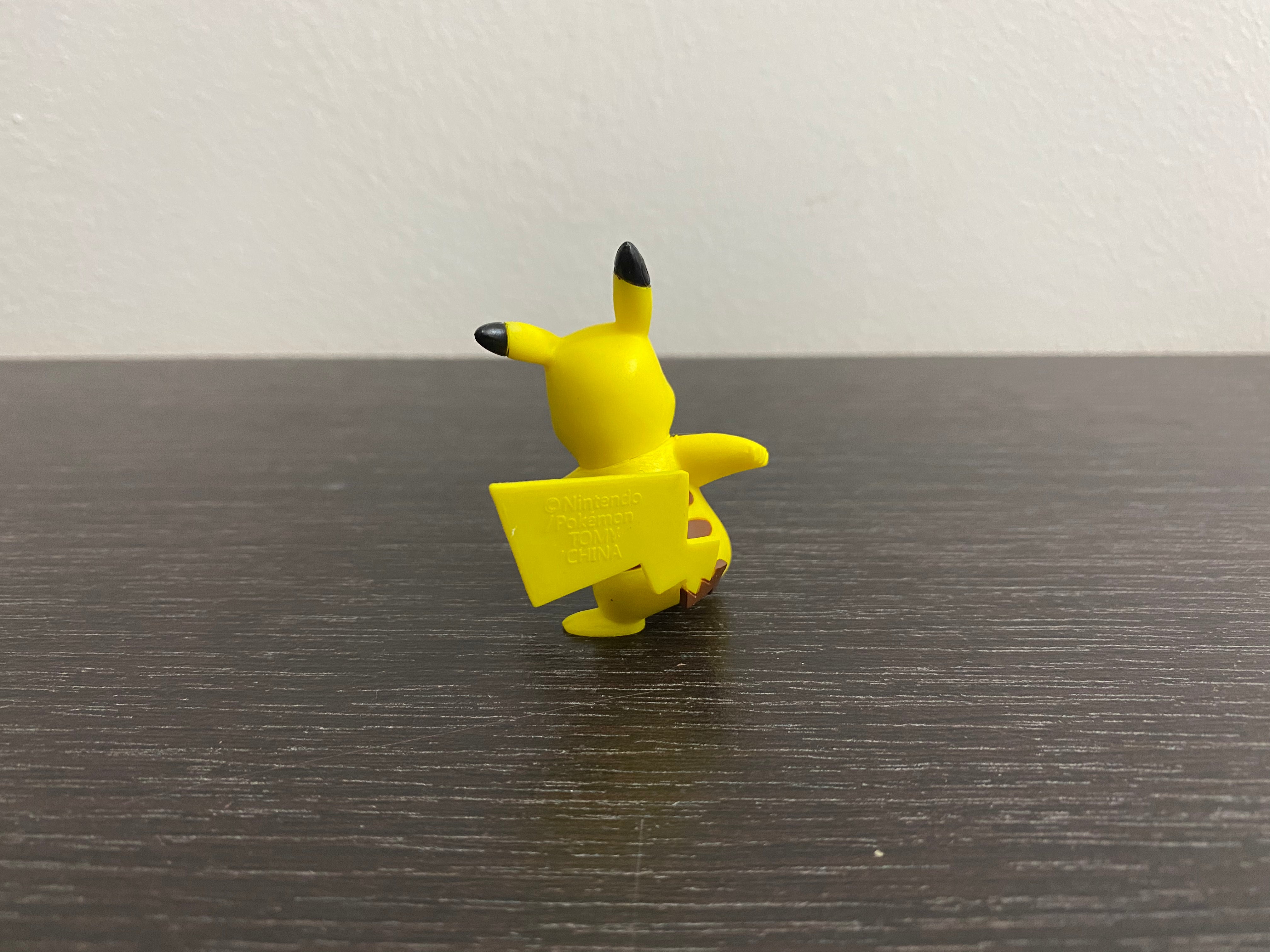 PIKACHU ALTERNATIVE POSE - FIGURE TOMY – Academynerd